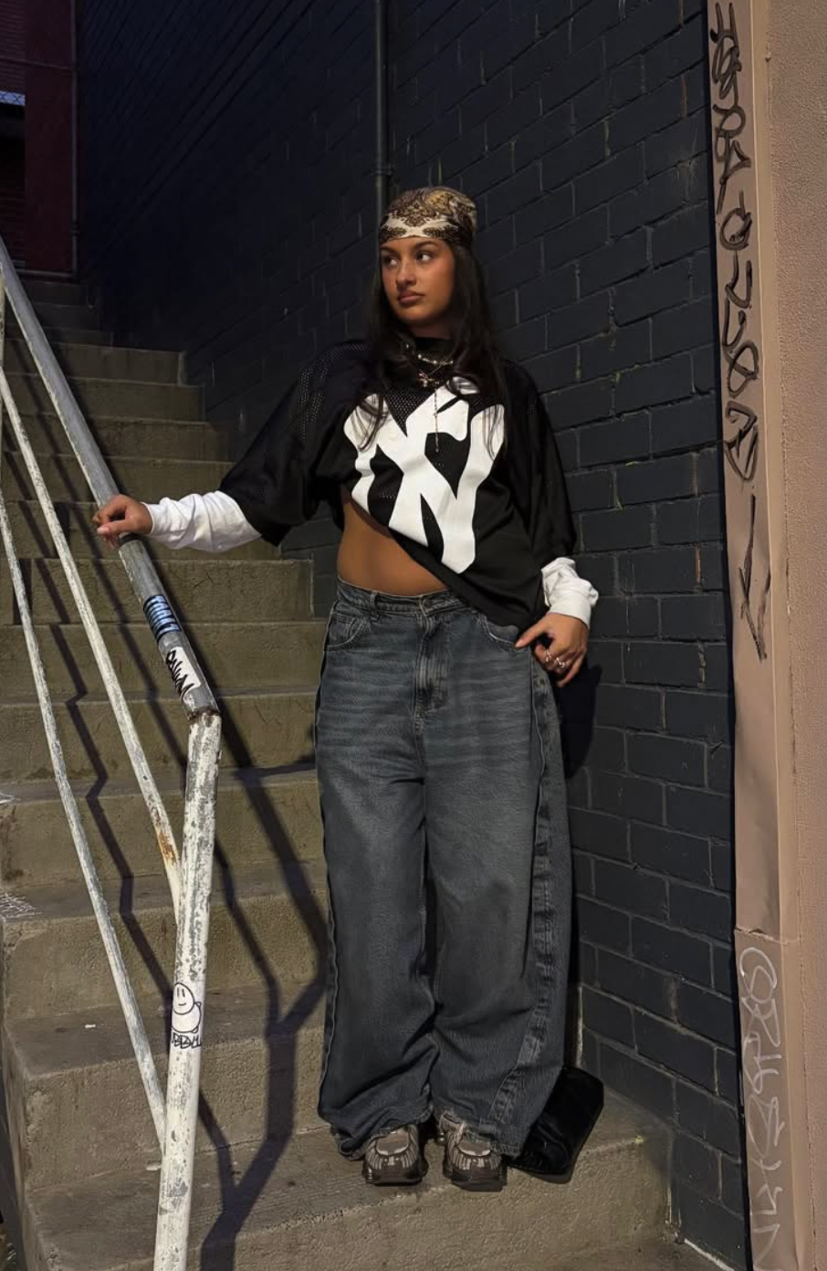 How to Nail Your Y2K Outfits – 15+ Ideas You’ll Love - The Chic Way of Life