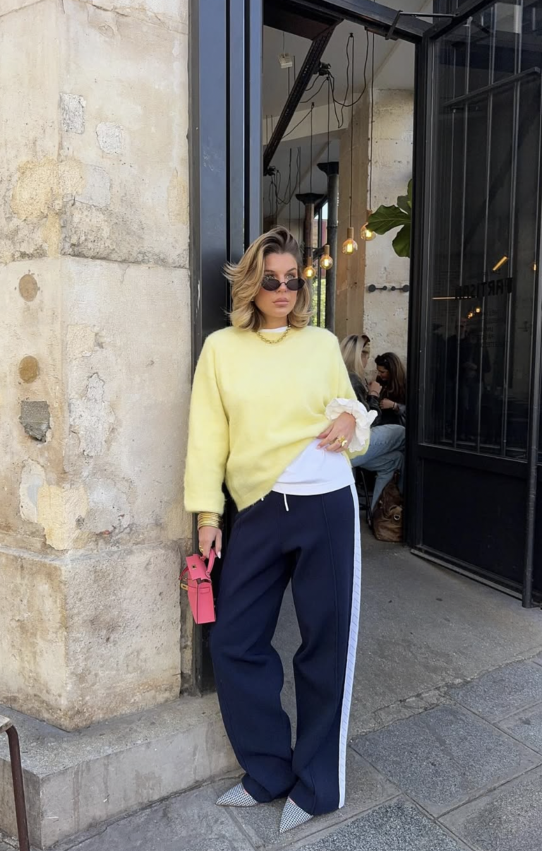 15+ Simple Sweatpants Outfits to Wear All Year Round - The Chic Way of Life